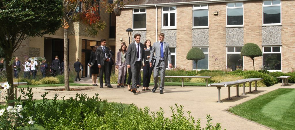 Admissions | Sixth Form | Hurst College